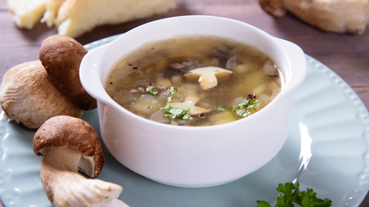 Gobova juha z jurčki