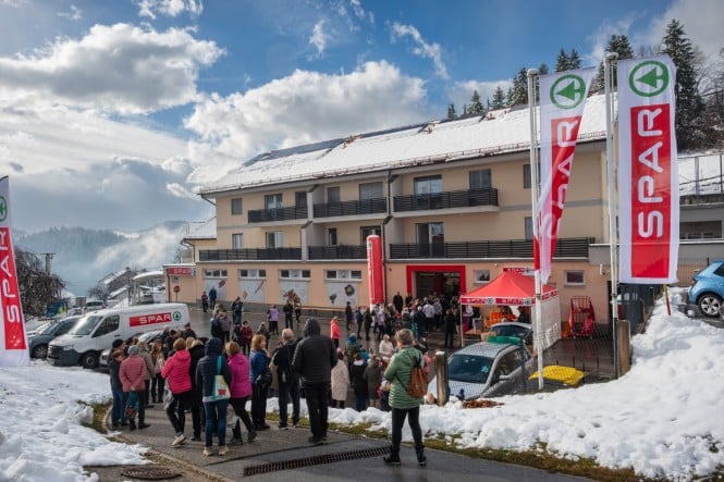 Odprta nova trgovina SPAR partner v Loškem Potoku